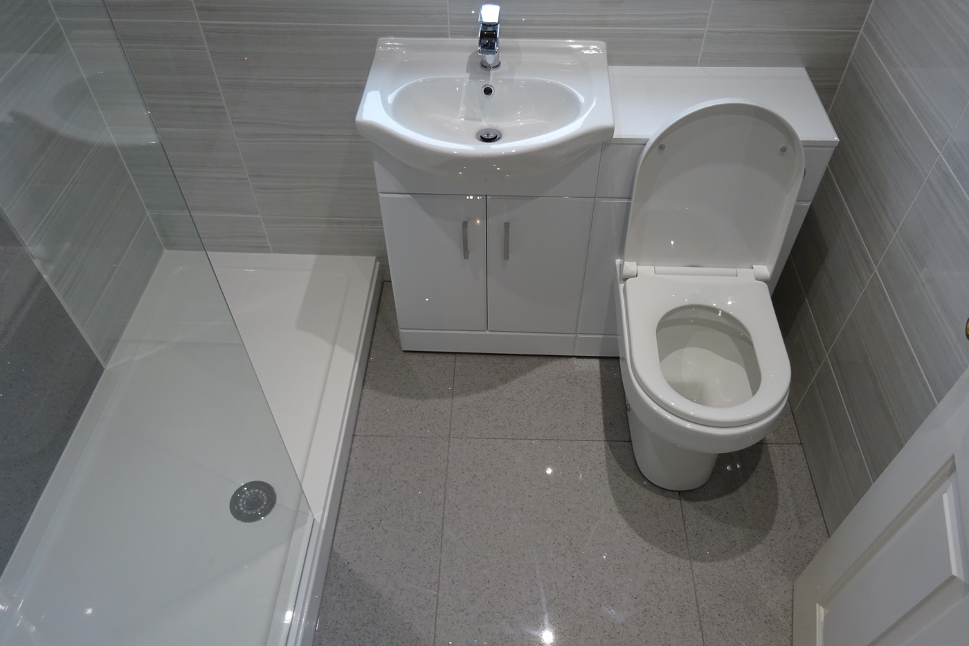 Walk In Shower Room with Vanity Basin Fitted By Nuneaton Bathrooms ...